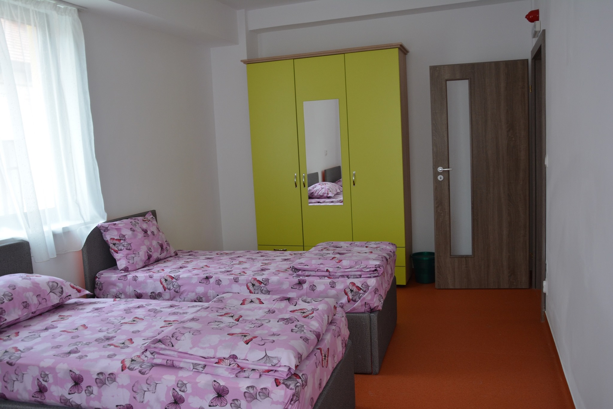 GALERIE FOTO Cel mai modern internat al unei școli speciale din țară ...